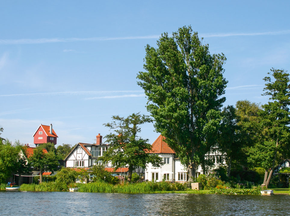 Perfect places | Spotlight Online